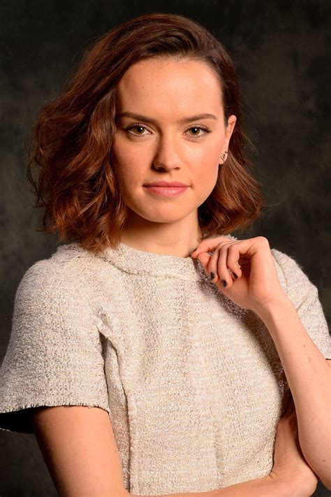 Daisy Ridley Profile Images The Movie Database Tmdb