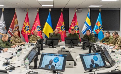 Міністр оборони України назвав десять здобутків команди Вечірній Київ