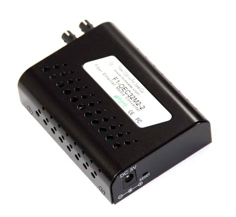 10/100 Base-T/TX to 100Base-FX Multimode Media Converter with ST Conne ...