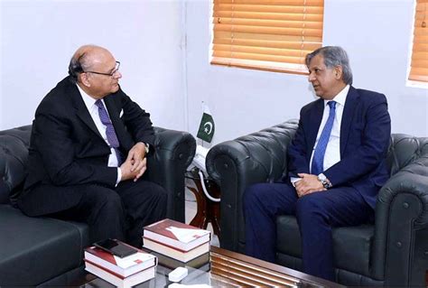 Banking Mohtasib Mr Siraj Ud Din Aziz Called On Federal Minister For Law And Justice Senator