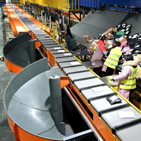 Intelligent Distribution System Conveying Machine For Efficient Logistics Operations Loop