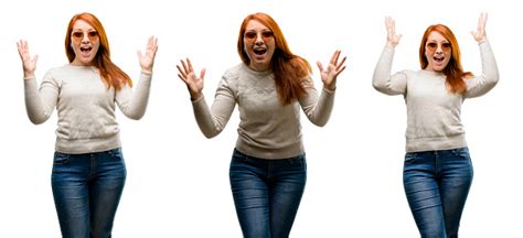 행복 하 고 환호 하는 표현 와우 제스처 놀 영 아름 다운 빨간 머리 여자 감정에 대한 스톡 사진 및 기타 이미지 감정 경외감 구도 Istock