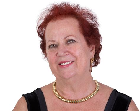 21 Edgy Hairstyles For Fearless Women Over 60 Hairstylecamp