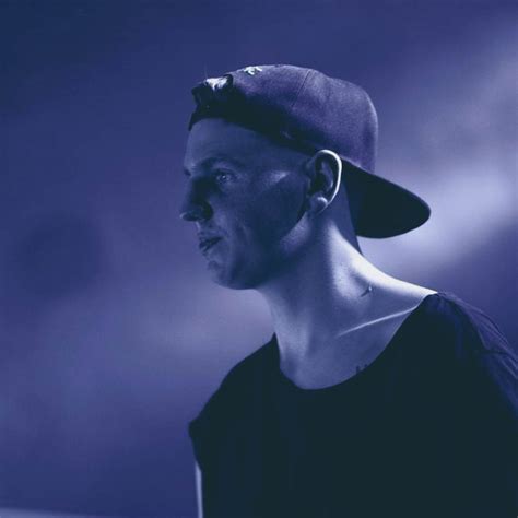 Simen Store Official Merch And Vinyl