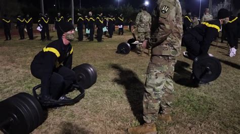 United States Army Acft At Basic Training Youtube