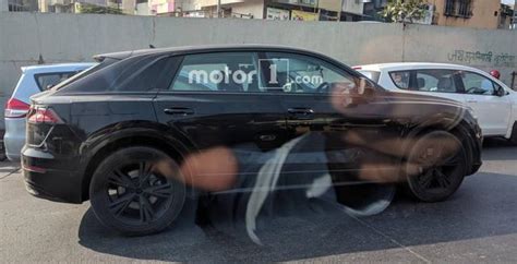 奧迪旗艦suv Q8實車曝光！內飾科技到讓s級很惆悵 6月國內首發 每日頭條