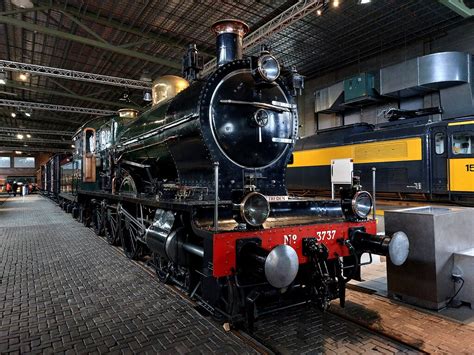 De Jumbo Ns3737 Deze Locomotief Genaamd De Jumbo Vers… Flickr
