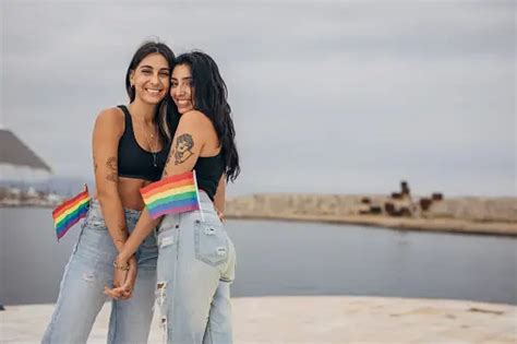 Mujeres Lesbianas Pictures Download Free Images On Unsplash