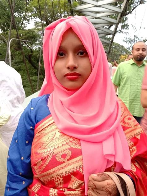 মোসা মুক্তা মনী Fashion Hijab