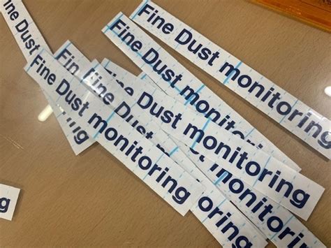 글자모양따기 다양한 Pvc스티커 시트지스티커 반사시트지 등을 글자컷팅 로고컷팅 상호명컷팅 모양컷팅 시트컷팅 등으로