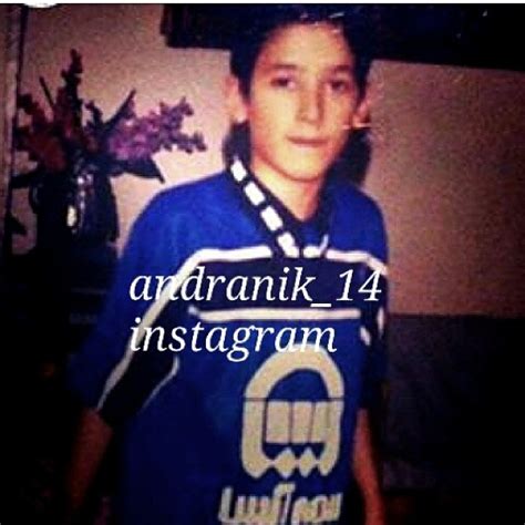 عکسی که ثابت می کند آندو از کودکی استقلالی بوده طرفداری