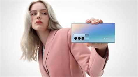 IQOO Neo5S On Behance