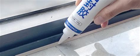 窗户和墙的缝怎么处理 楼盘网