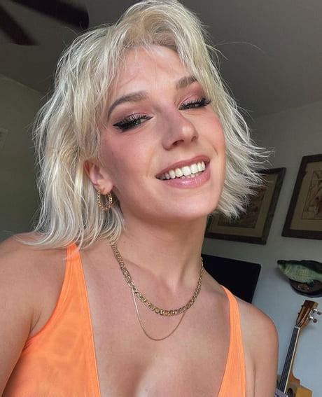 Courtney Millers Instagram Twitter And Facebook On Idcrawl