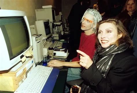 BOT ALERT WATCH OUT FOR INAPPROPRIATE MESSAGES Grunge Needs Amino