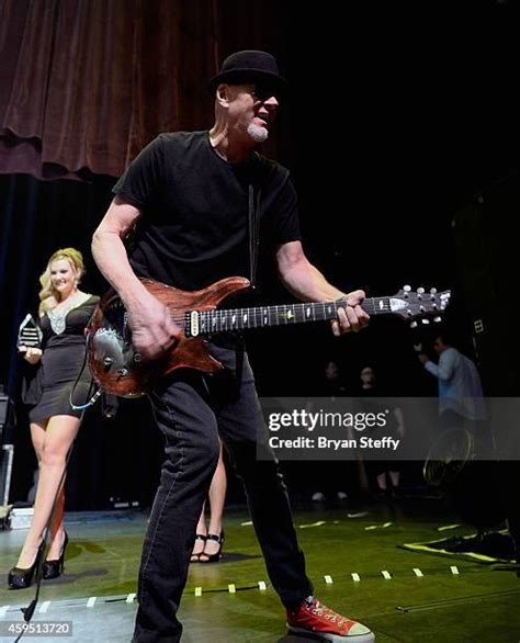 Kendall Rocks Photos And Premium High Res Pictures Getty Images