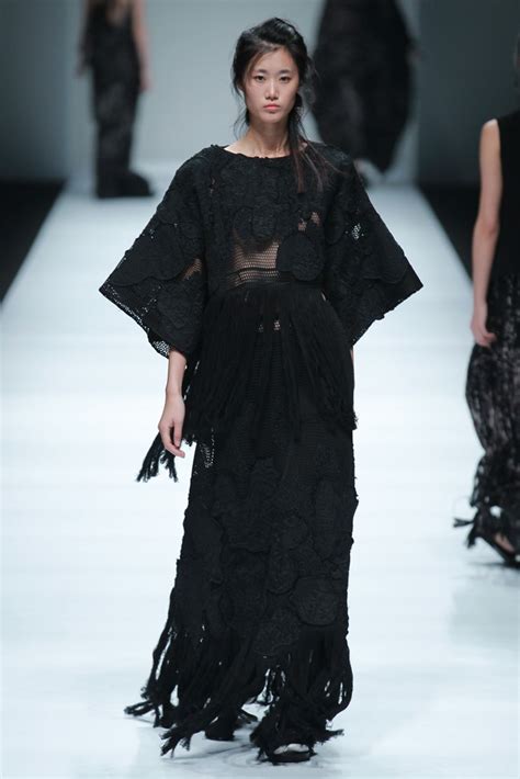 Ban Xiao Xue Rtw Spring 2015