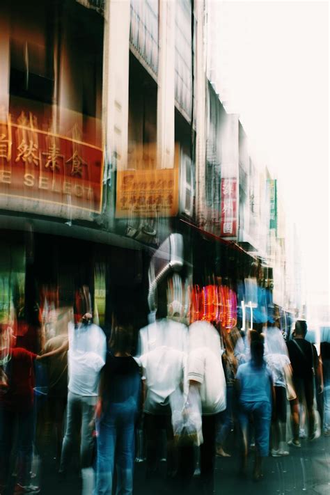 가로등 거리 거리 사진 건축 관념적인 군중 기운찬 긴 노출 네온 불빛 네온 사인 다이나믹한 다채로운 도시