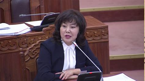 Д Сарангэрэл Эх олон хүүхэдтэй өрх толгойлсон эцэг эхэд тэтгэмж