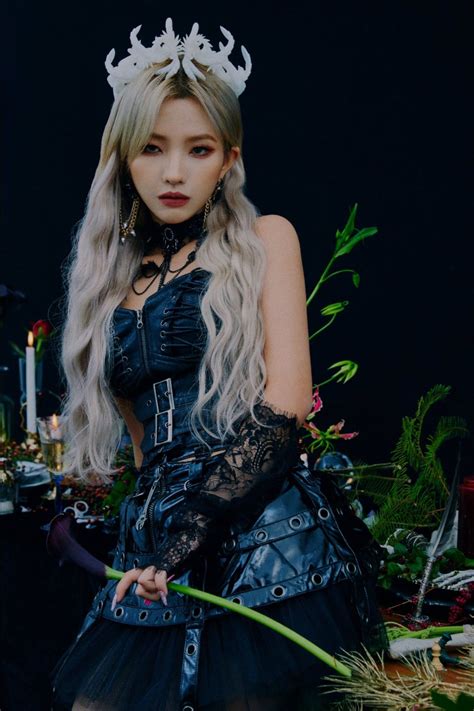 Soyeon Pic On Twitter Kpop Girls Gidle Soyeon Kpop Outfits My Xxx Hot Girl