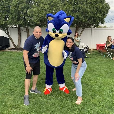 The Sonic Experience ⸱ Rent Party Characters