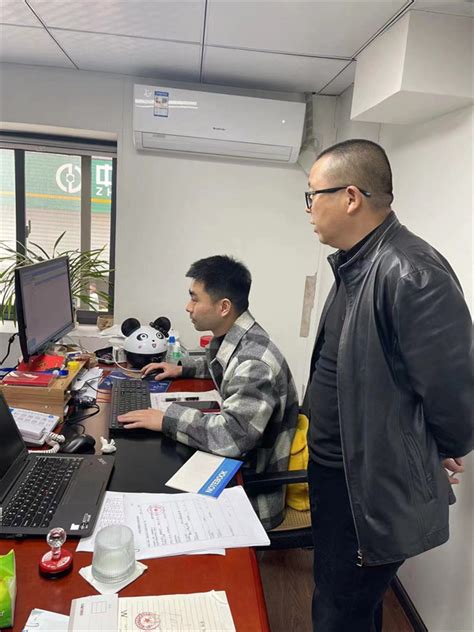 花溪区税务局纪检组开展明察暗访活动 新华网