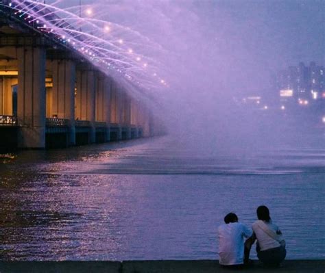 한국 서울에서 출발하는 로맨틱 한국 드라마 일일 투어 덕수궁 국립현대미술관 은평구 한옥마을 반포 한강공원 중국어권 차량 대체 일정 고급 차량 옵션