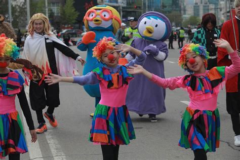 Фото сурвалжилга Хүүхдийн баярын парад Нийслэлийн Аялал жуулчлалын газар