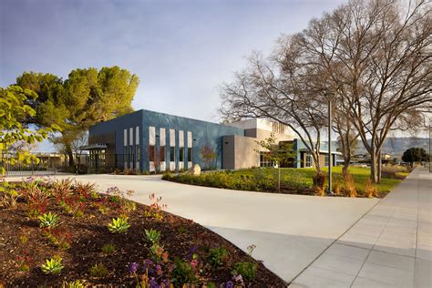 Artik William C Overfelt High School