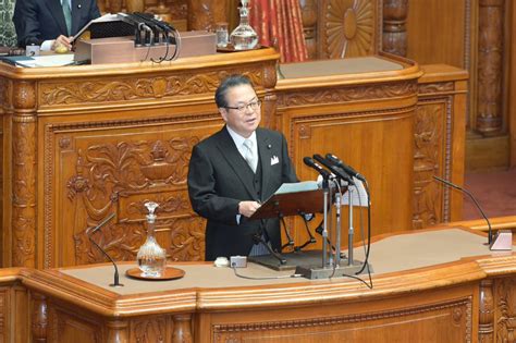 世耕弘成 Hiroshige Seko On Twitter 本日の参議院本会議で院議をもって永年在職25年の表彰を受けました。関口昌一
