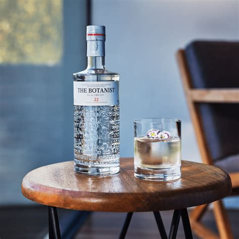 Cocktail Recipes White Martini Ss The Botanist Gin