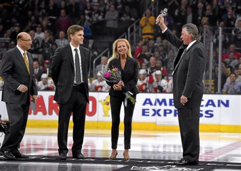 La Kings Revisit 1993 Stanley Cup Final Run By Honoring Barry Melrose