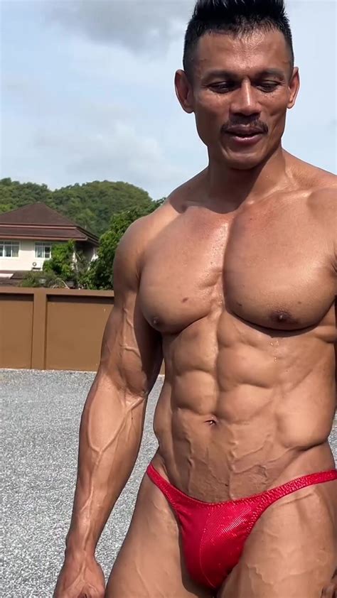 Muscles Video Thisvid Com