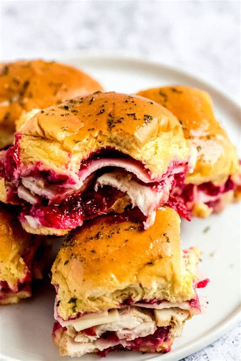 Leftover Thanksgiving Turkey Cranberry Sliders Queenslee Appétit