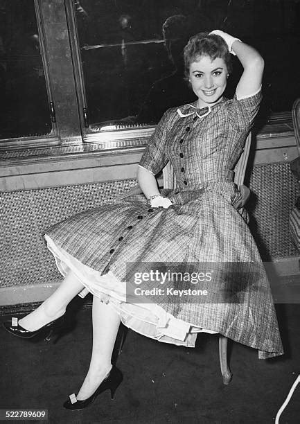 Shirley Jones Singer Photos And Premium High Res Pictures Getty Images