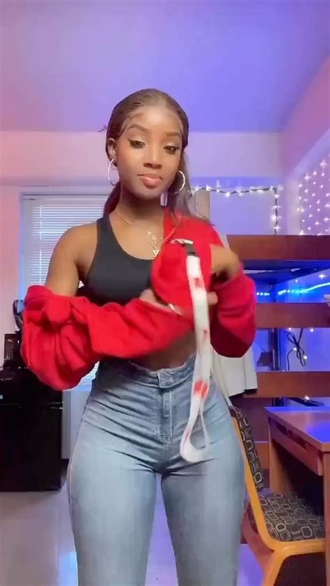 Pytkelly Rtwerkingvideo