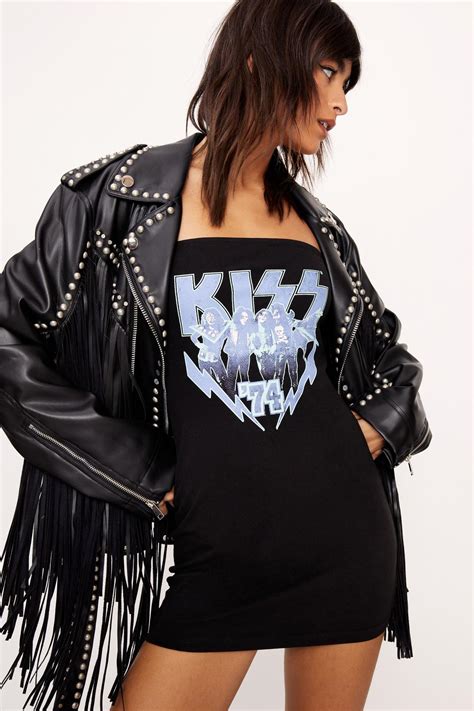 Kiss Graphic Bandeau Mini Dress Nasty Gal