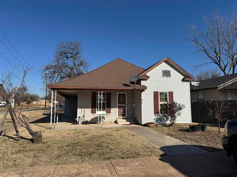 802 E Oklahoma Ave Enid Ok 73701 Mls 20251662 Trulia