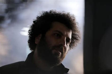 داستان فیلم زن و بچه سعید روستایی اسامی بازیگران روزنامه هفت صبح