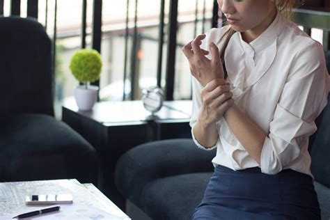 How Trigger Point Therapy Works By EIH