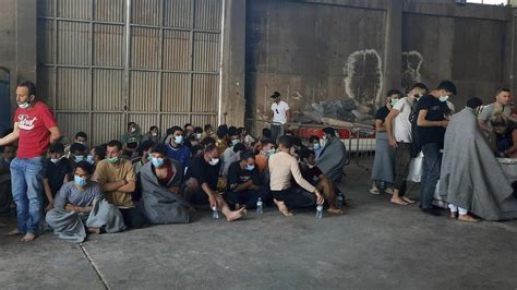 ទូកដឹក ជន ចំណាកស្រុកមួយគ្រឿងបាន ក្រឡាប់ នៅ ប្រទេស ក្រិក បណ្តាលឲ្យជីវិតមនុស្សយ៉ាងហោចណាស់