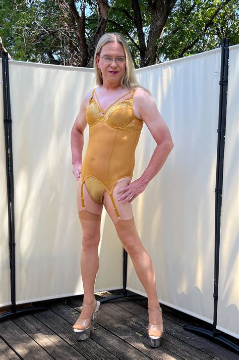 Joanie New And Improved Golden Gartered Bustier 27 Nude Pics Xhamster