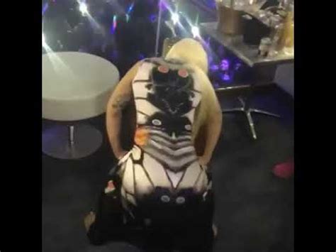 Cardi B Twerk Youtube