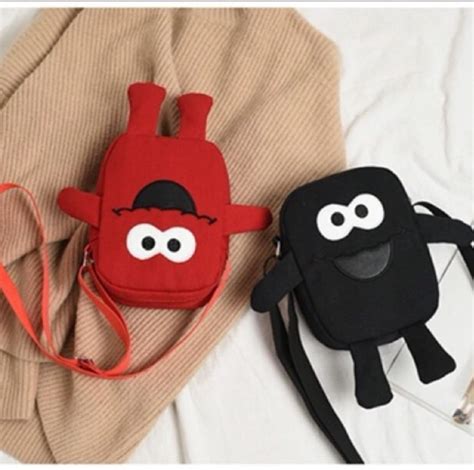 แหวนนา แหวนนาฬกา กระเป๋าเป้ กระเป๋าสะพายข้าง นาฟิกาข้อมือ