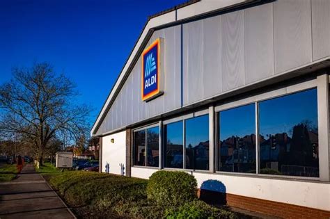 Aldi Updates Shoppers On Click And Collect Services Ahead Of Easter Derbyshire Live