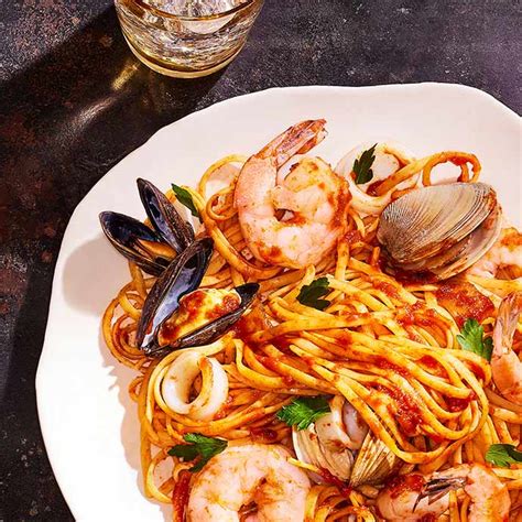 Frutti Di Mare Recipe | RAGÚ