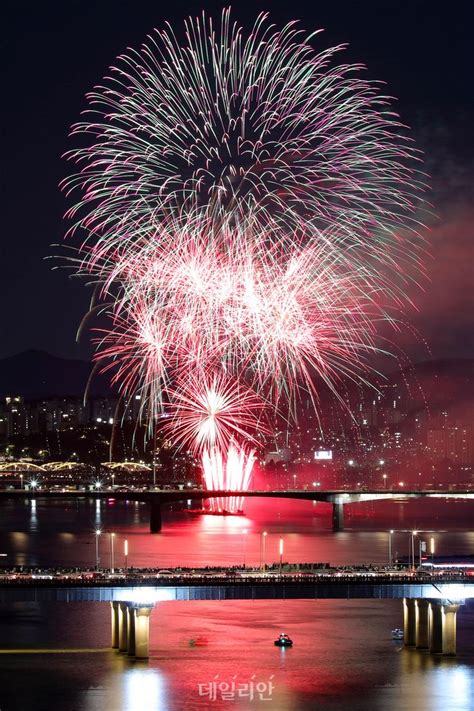 한화와 함께하는 서울세계불꽃축제 2022