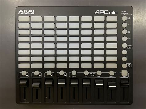 Akai Apc Mini Mk1 Controller Space Cash Varese