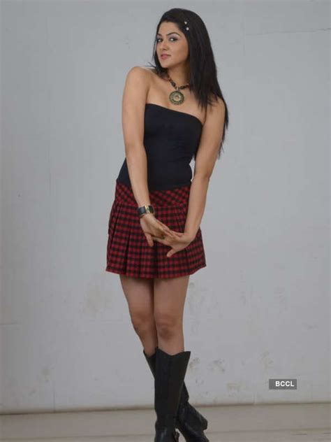 Dusky Beauty Sakshi Choudhary Looks Sensuous As She Strikes A Pose