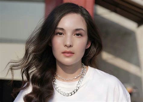 7 Artis Perempuan Cantik Indonesia Yang Diakui Dunia